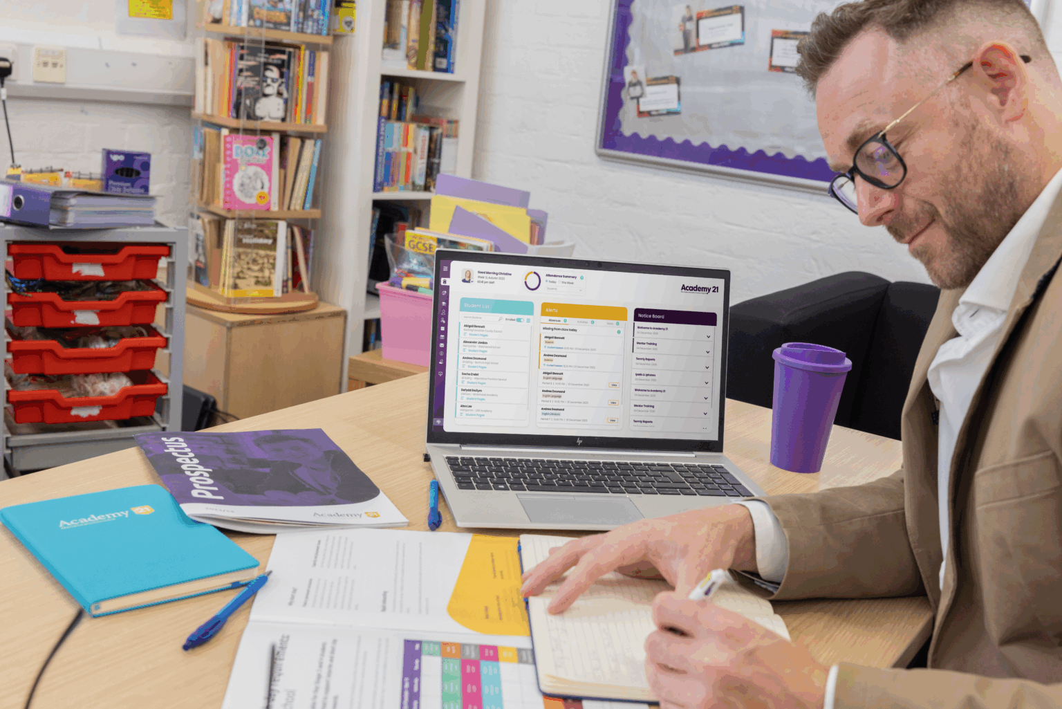 How to track student progress effectively - Academy21